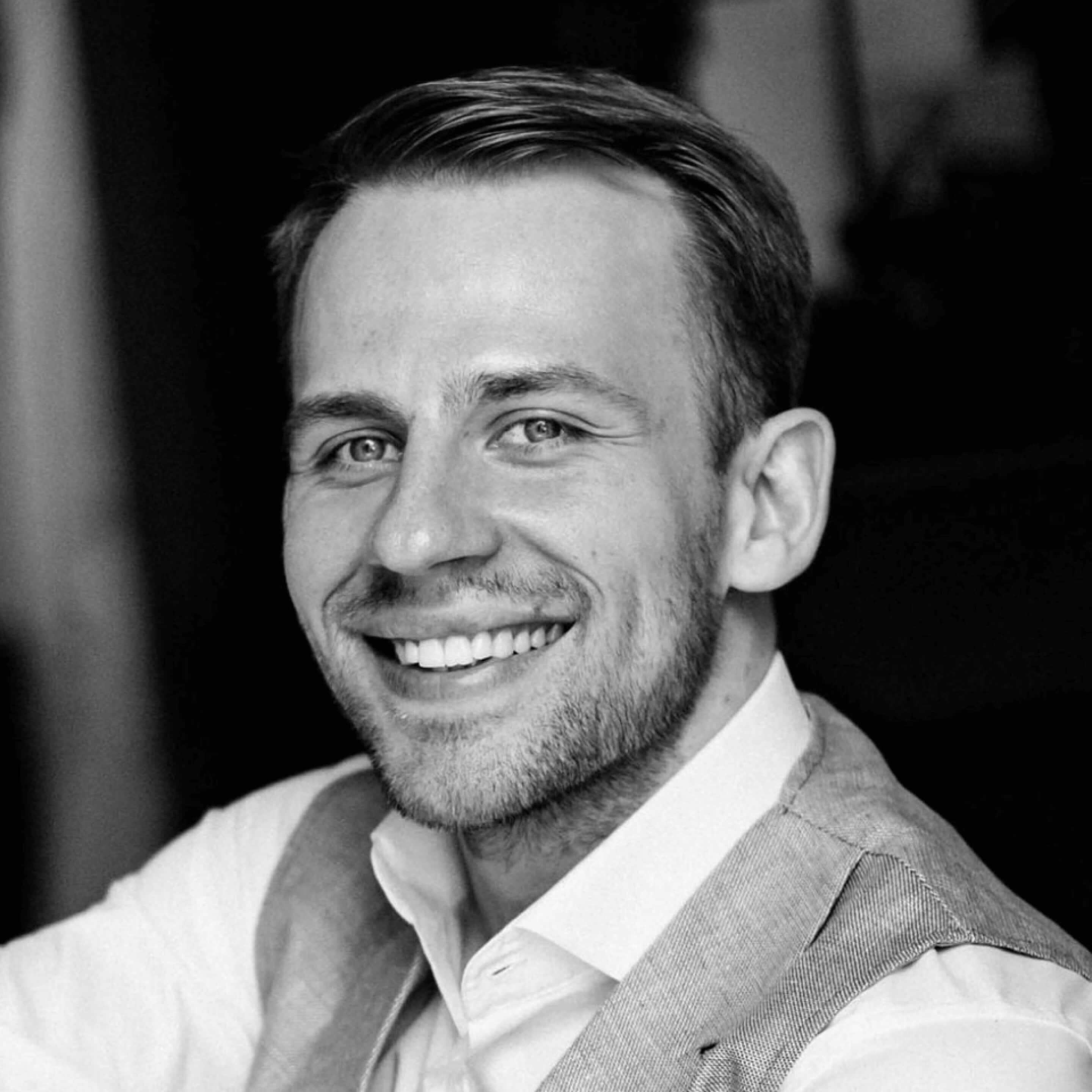 What Experienced Design Leaders Think About Managing a Design Team